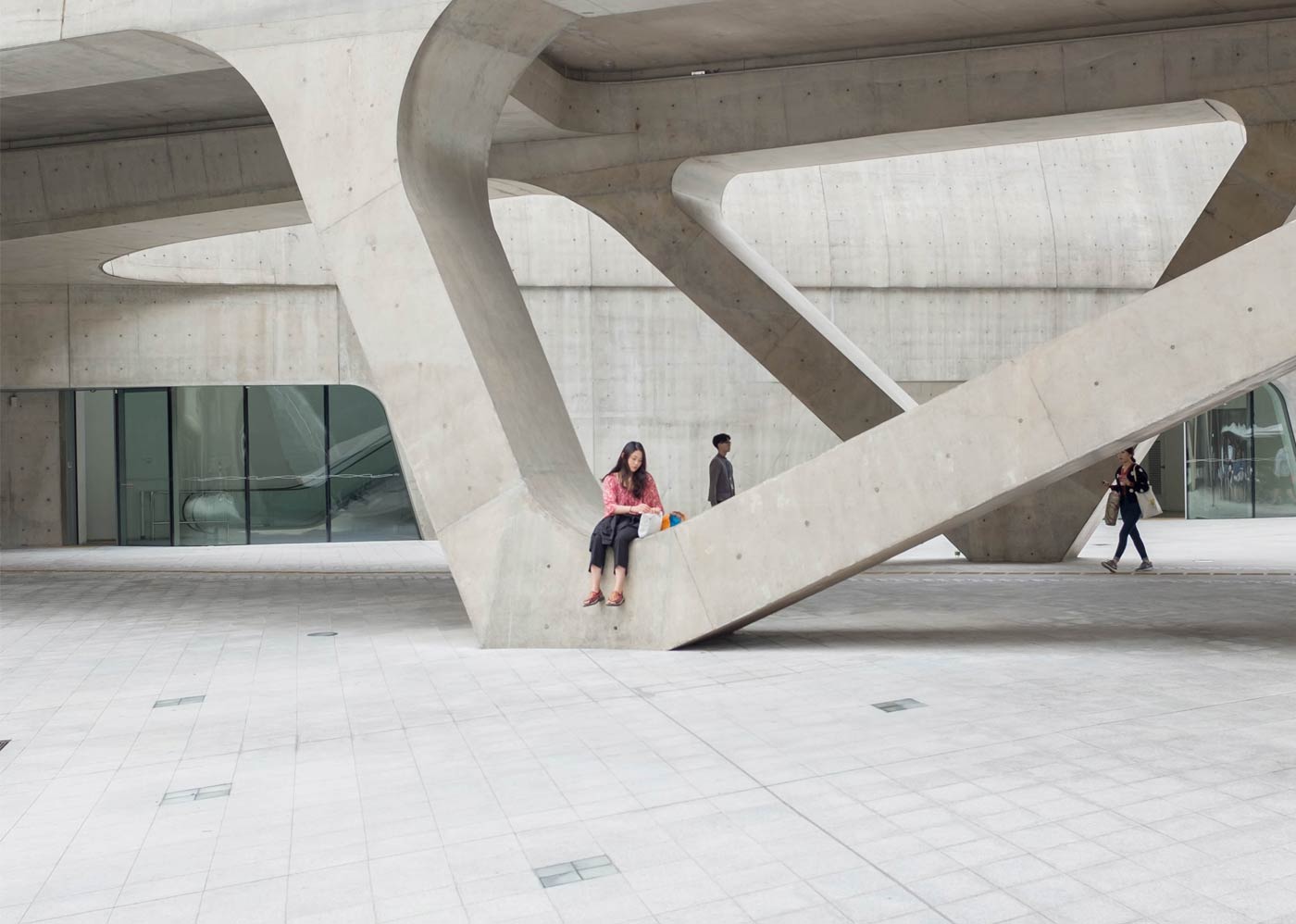 Using different shapes in architecture and beyond - DARKHORSE